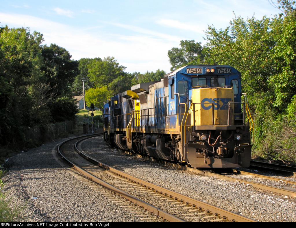 CSX 7549